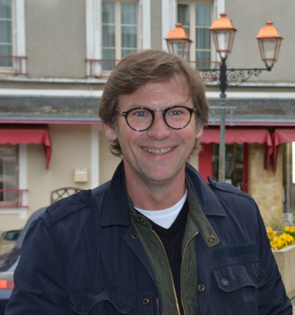 Tout savoir sur l'ESJ Paris - L'équipe, Le Comité, Anciens élèves